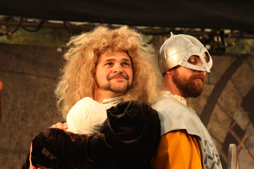 A tale of two Kings - 31/7/21 - THEATRESIGN